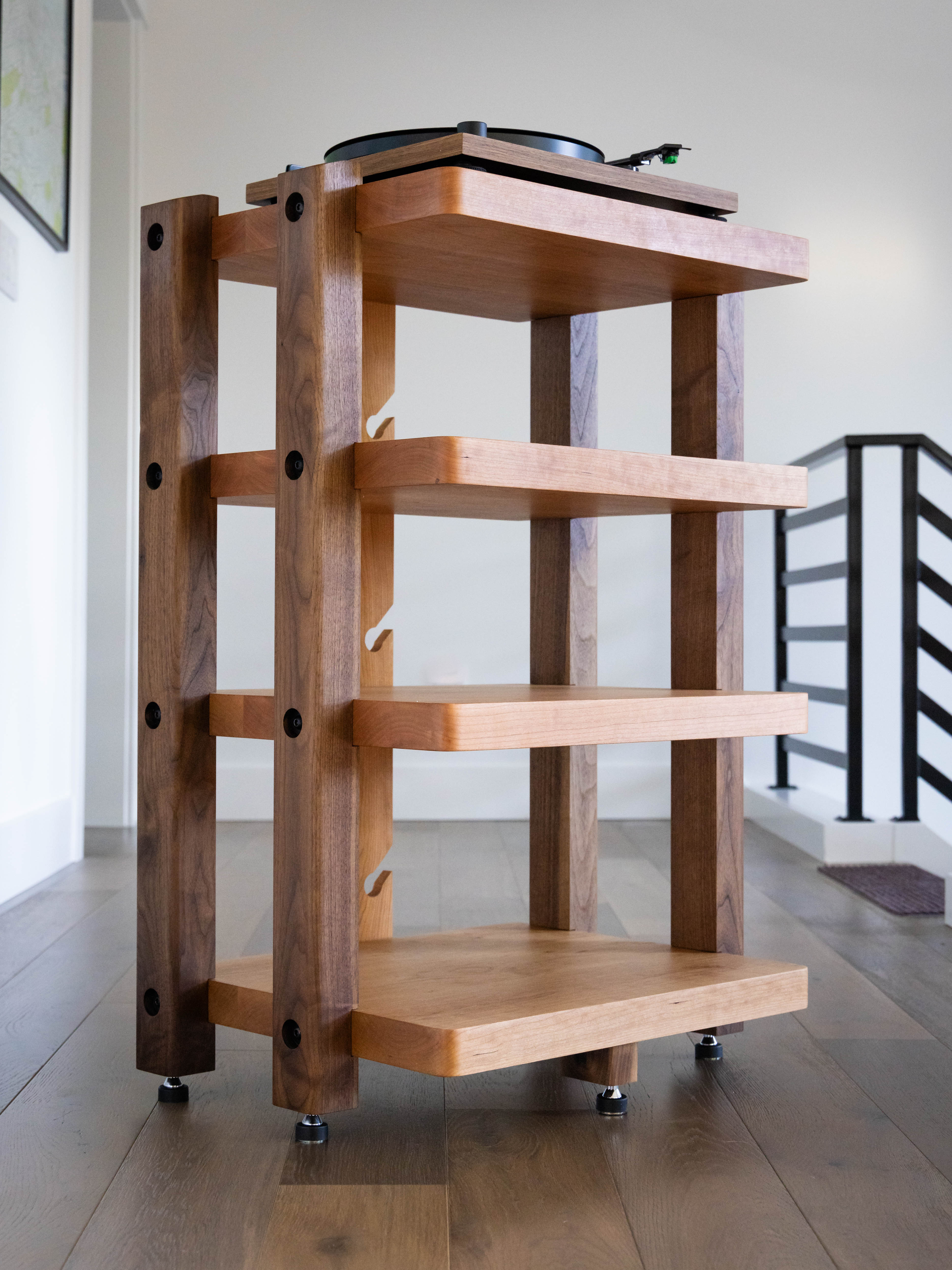 ECHELON HD Audio Rack – Cherry Shelves & Walnut Legs – Deep Lake Audio